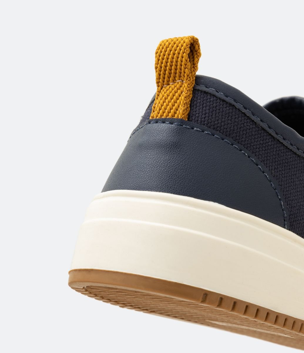 Tênis Infantil com Patch do Mickey - Tam 20 ao 29 Azul - Renner