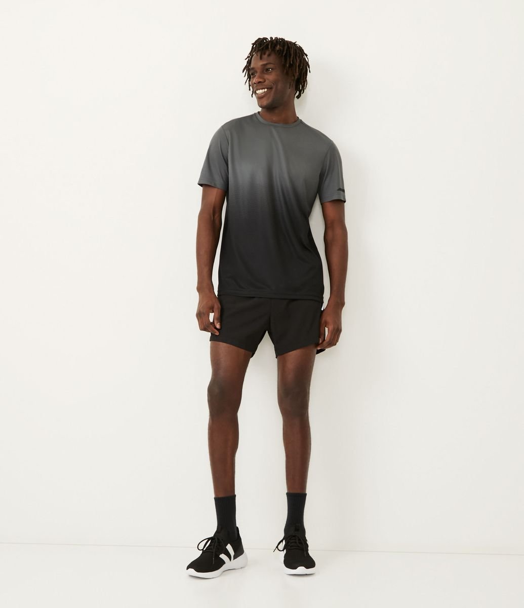 Bermuda Running Esportiva com Tape Lateral Refletivo Preto - Renner