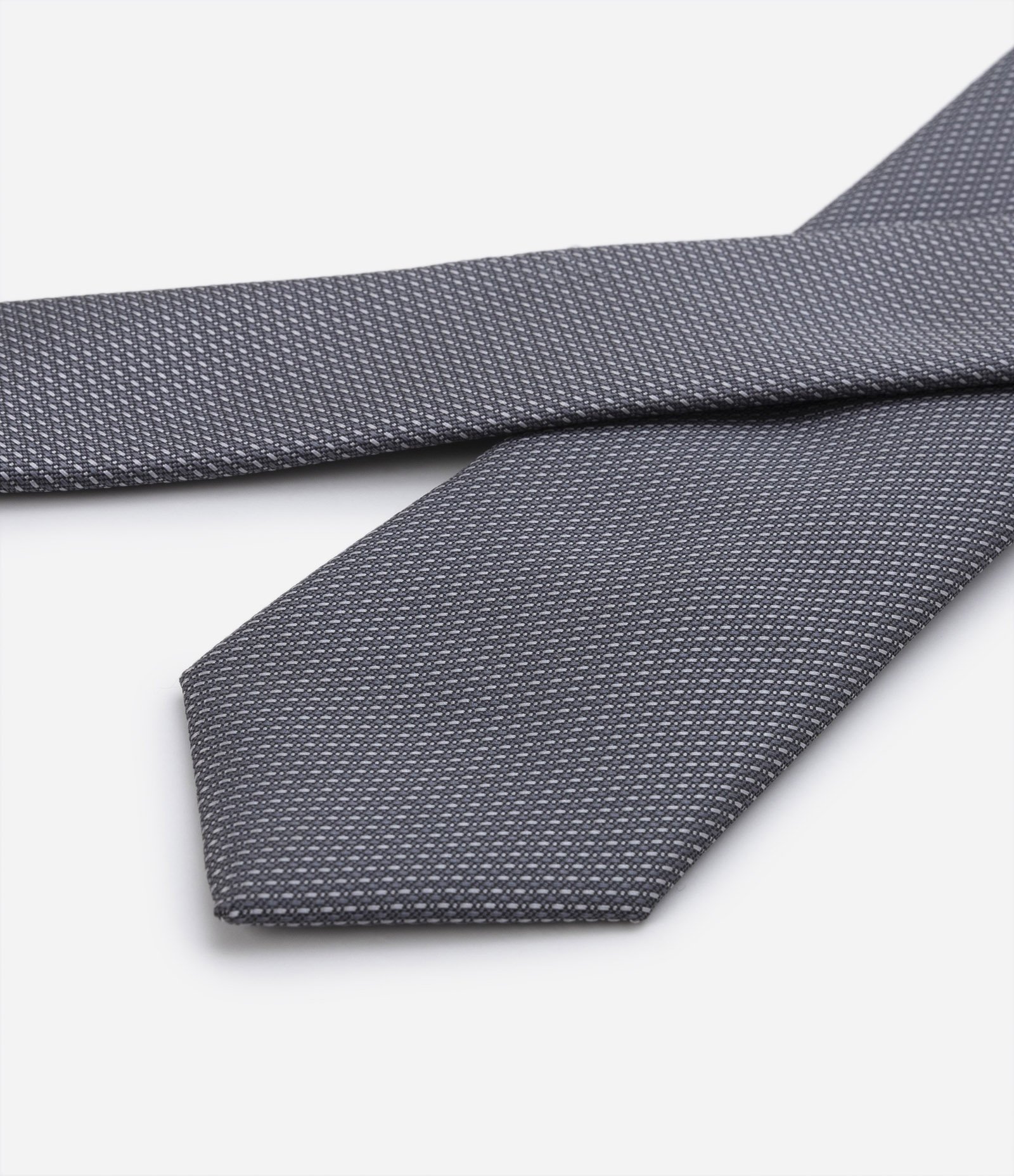 Gravata Slim Maquinetada com Textura Cinza