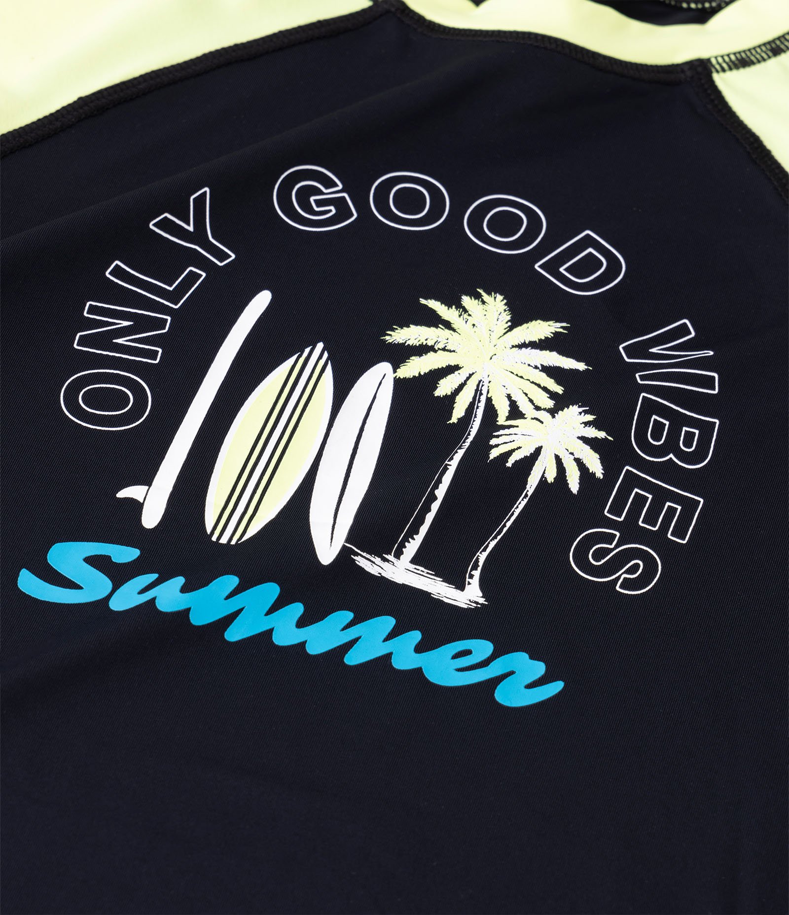 Camiseta Infantil com Proteção UV e Estampa Summer - Tam 5 a 14 Anos ...