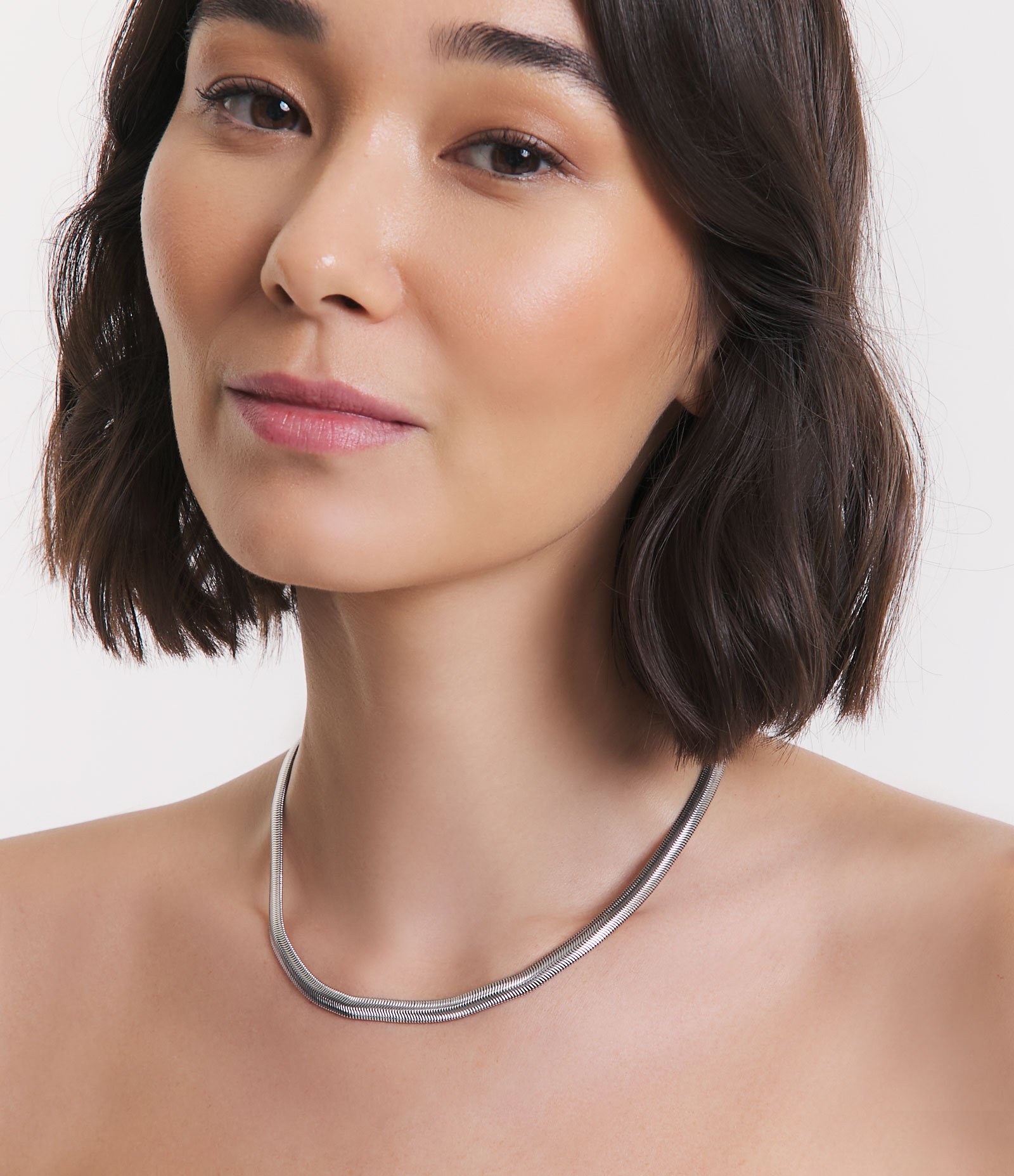 Colar Curto Rabo de Rato em Metal Prata