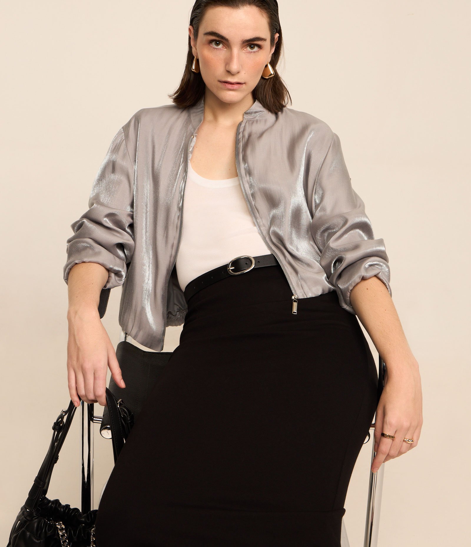 Saia Midi em Malha Interlock com Zíper nas Costas Preto