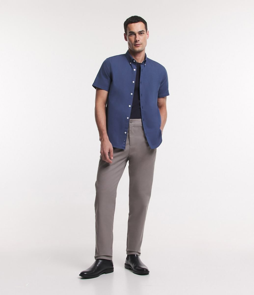 Calça Reta Básica em Sarja com Elastano Cinza Médio