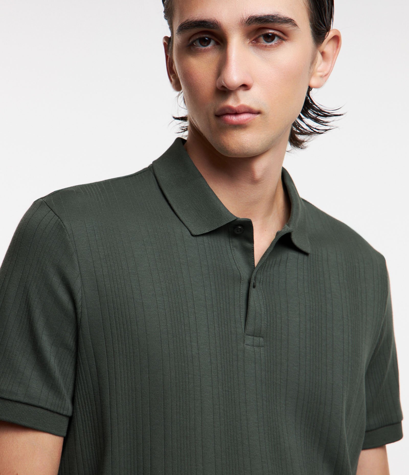 Camisa Polo Slim em Algodão com Botões e Textura Riscada Cinza Esverdeado