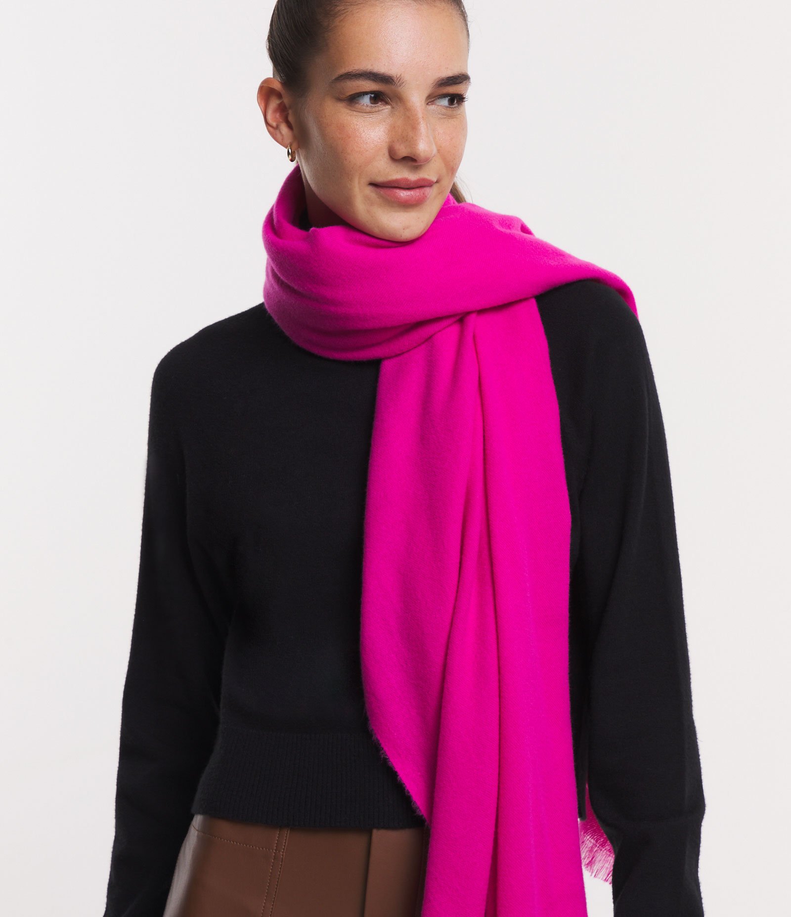 Cachecol Básico com Mini Franjas Rosa