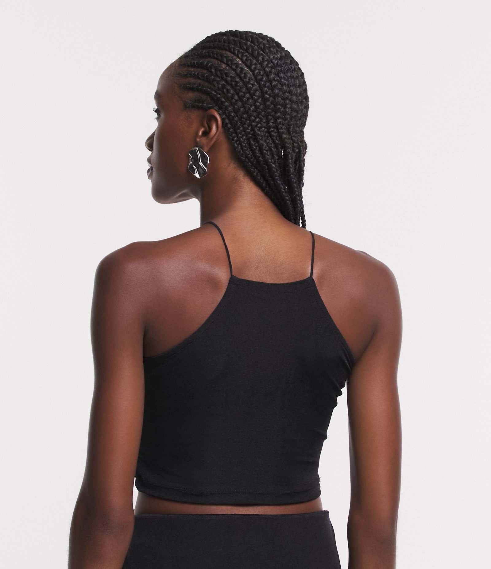 Blusa em Meia Malha Metalizado com Decote Halter Preto