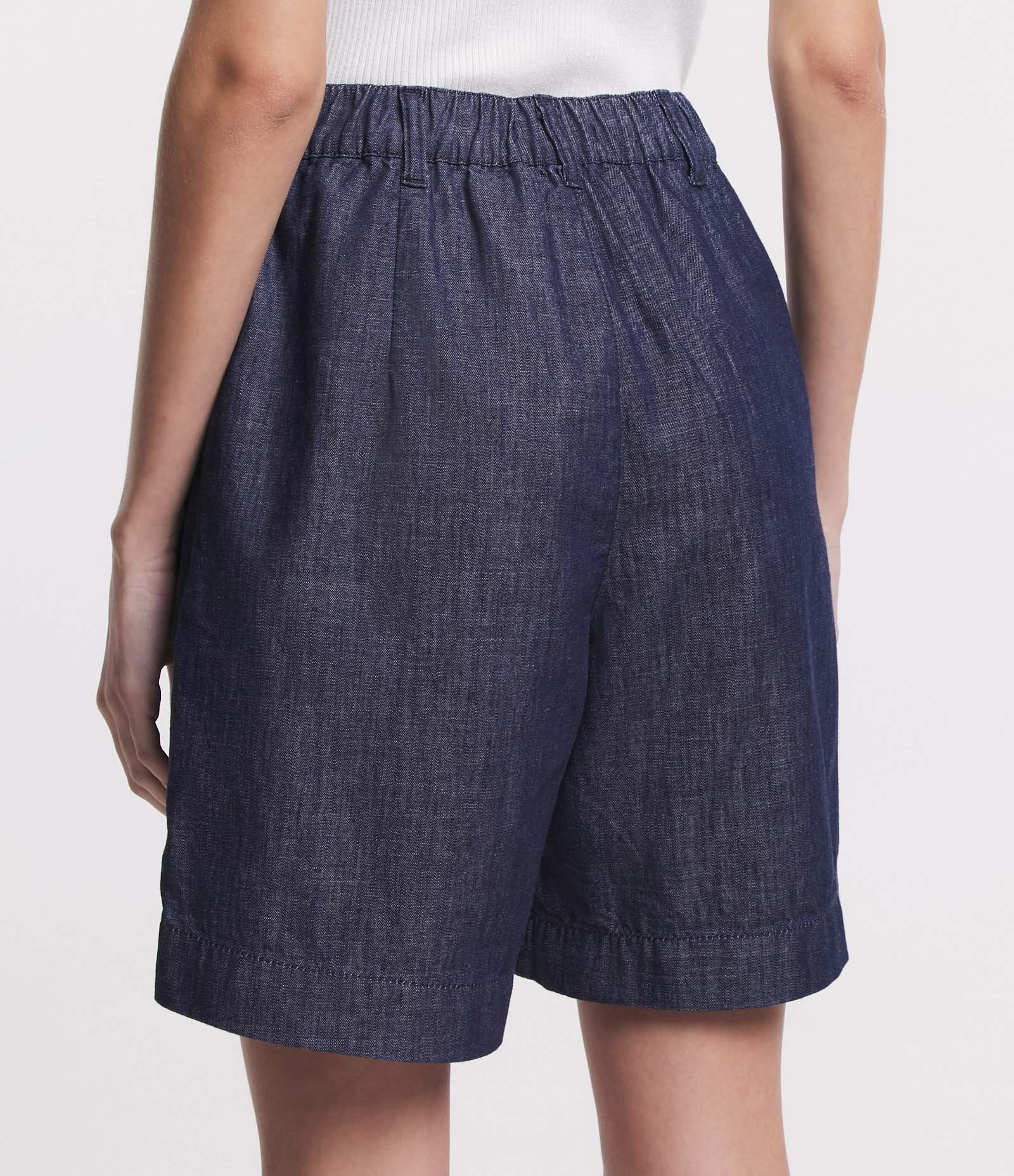 Bermuda Alongada Jeans com Elástico no Cós e Abotoamento Frontal Azul