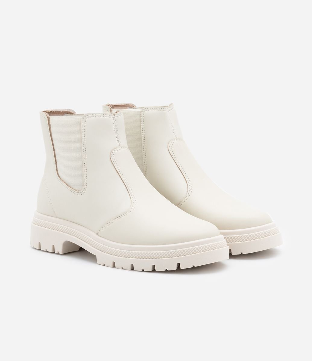 Bota Chelsea Tratorada em PU Off White - Renner