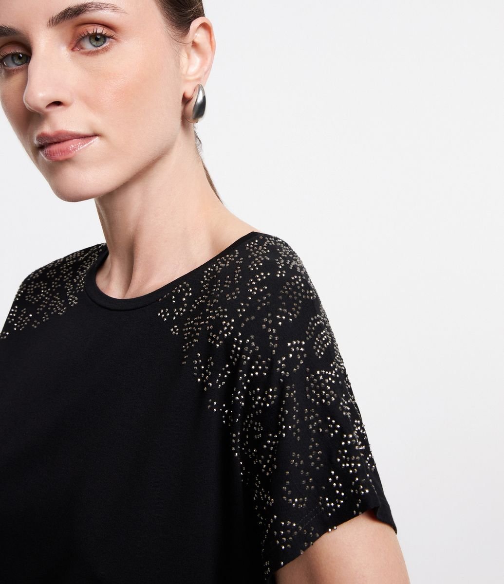Blusa em Algodão com Strass em Padronagem Animal Print Onça Preto