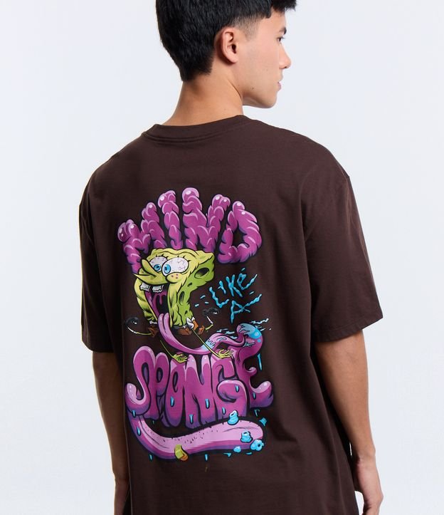 Camiseta Relaxed em Algodão com Estampa Bob Esponja Marrom