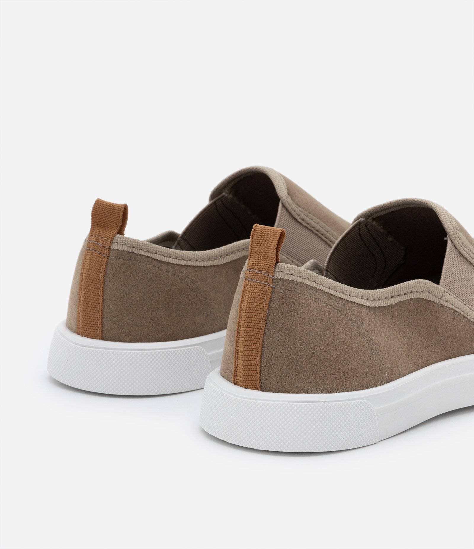 Tênis Slip On Infantil com Textura - Tam 27 ao 36 Marrom