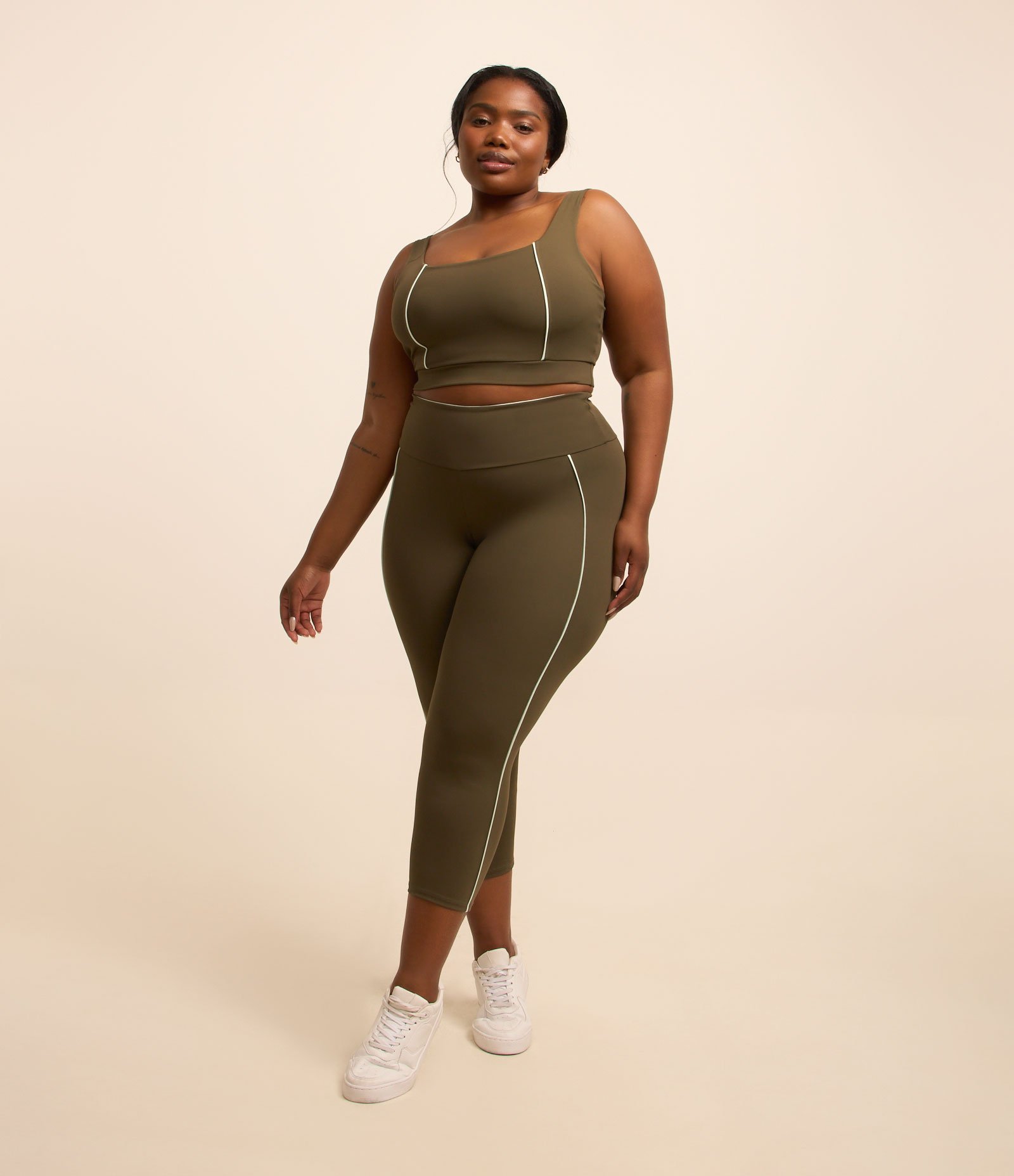 Top Regata Esportivo em Interlock Curve e Plus Size Verde