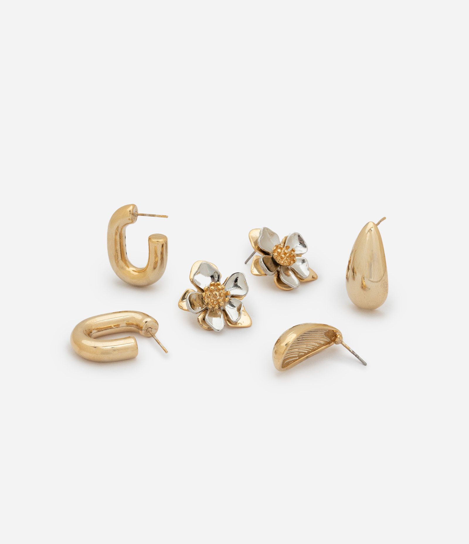 Kit 03 Brincos em Metal com Banho Misto e Formatos Delicados Dourado/ Prata