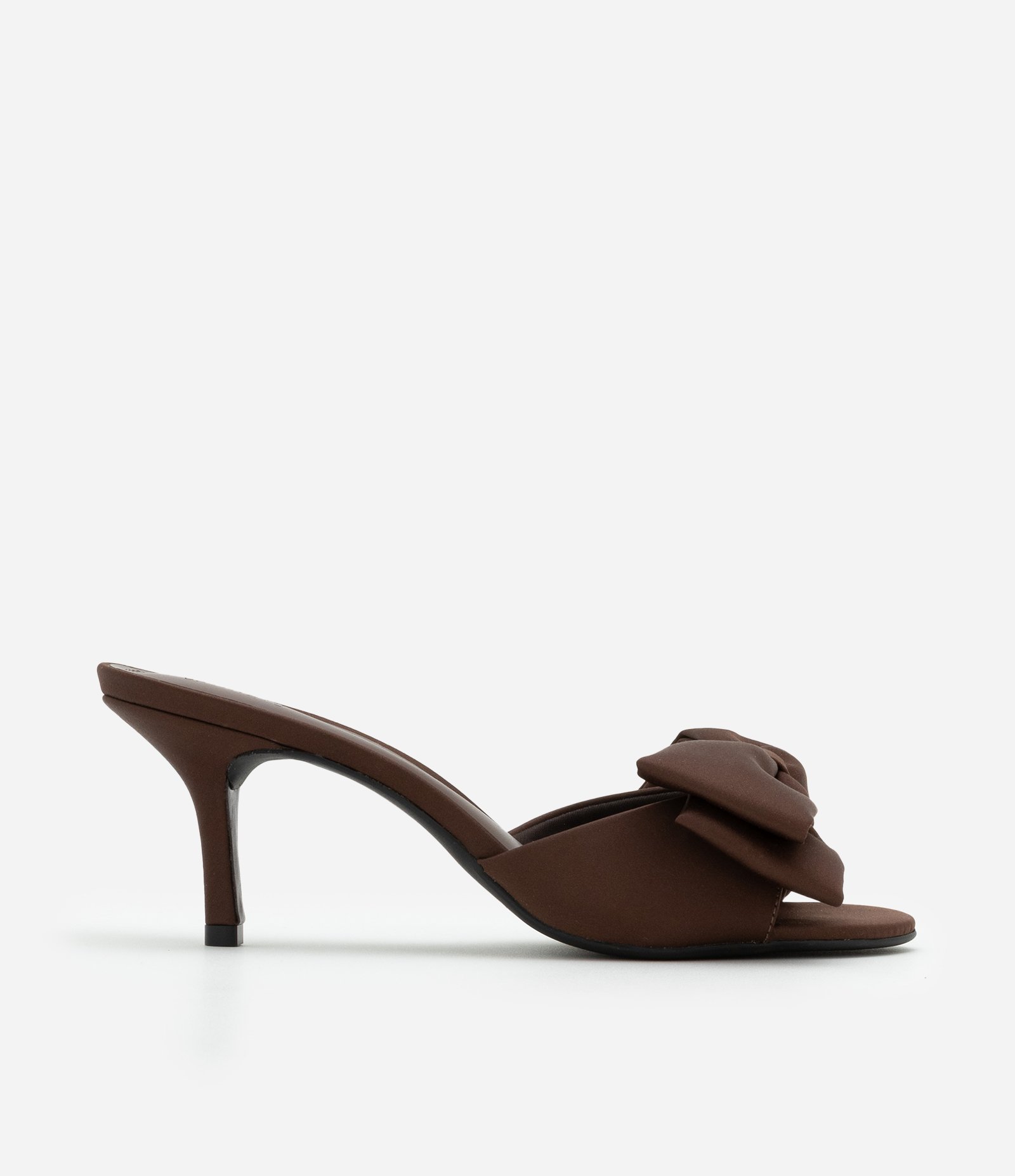 Sandália Mule com Laço de Cetim Marrom