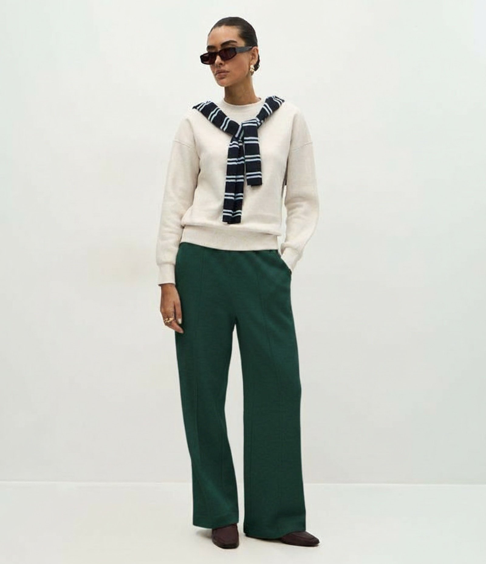 Calça Wide Leg em Moletom com Friso Verde