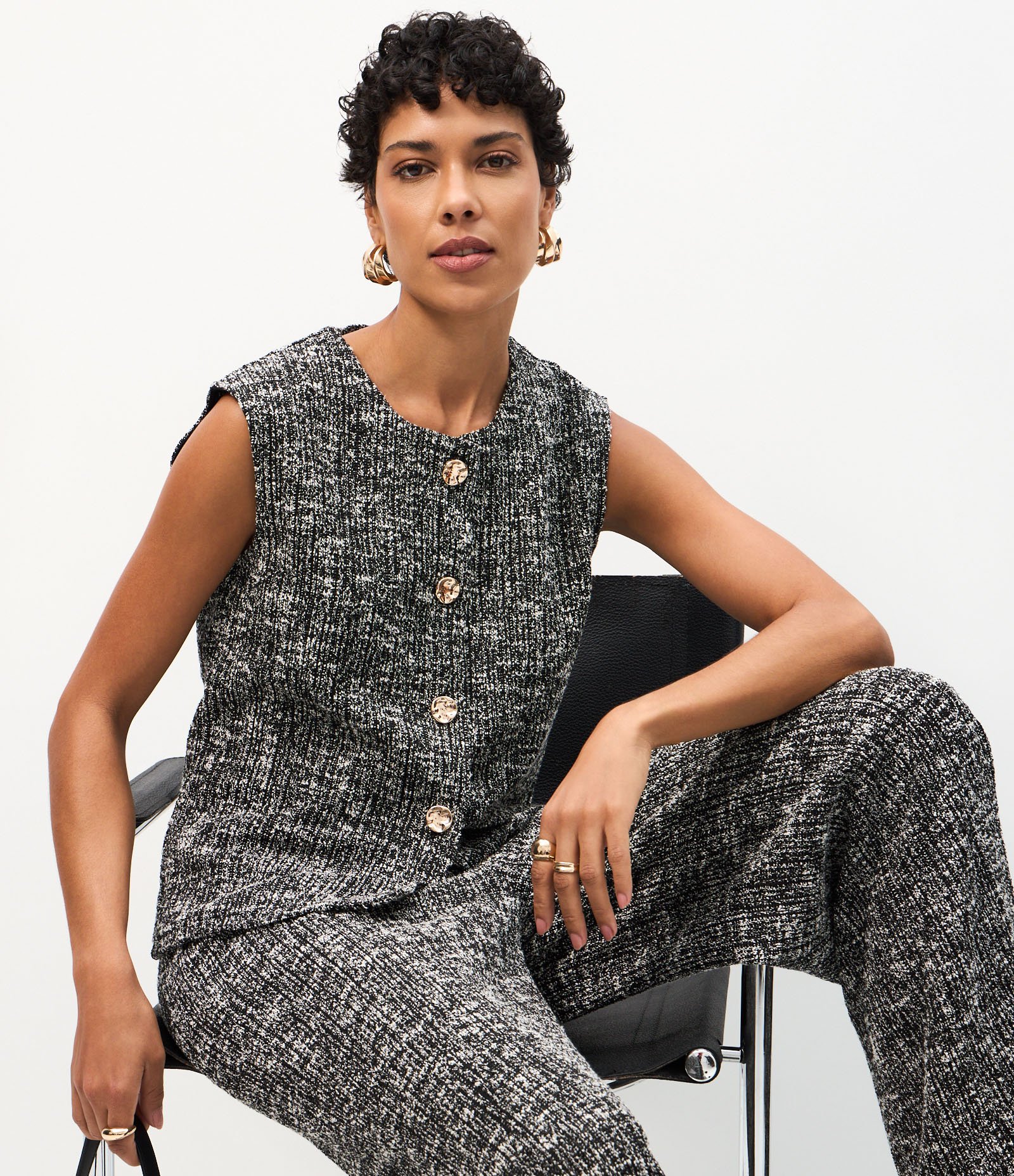 Colete Regular em Tweed com Textura Mesclada Preto