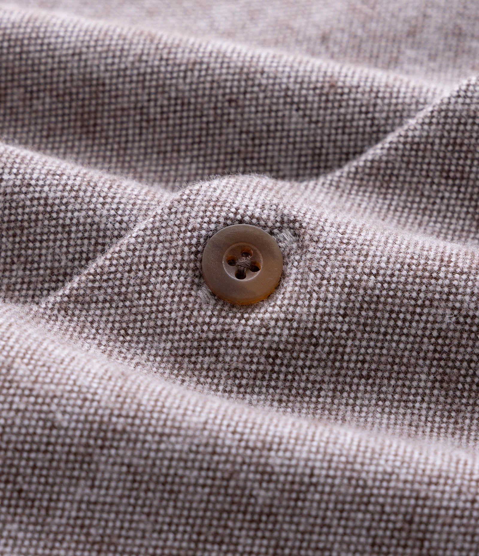 Camisa Comfort Manga Longa em Flanela com Bolso e Textura Cinza