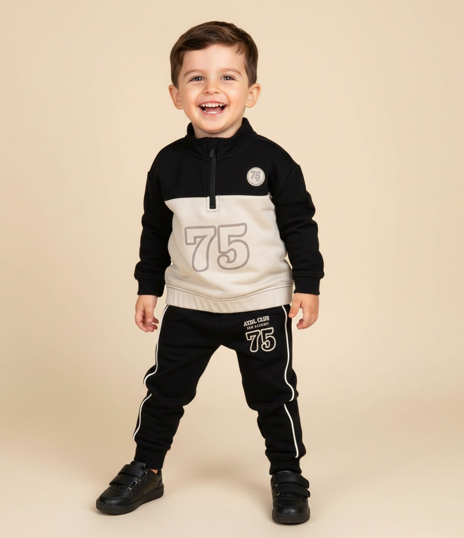 Conjunto Infantil com Meio Zíper e Lettering – Tam 1 a 6 Anos Preto/Off ...