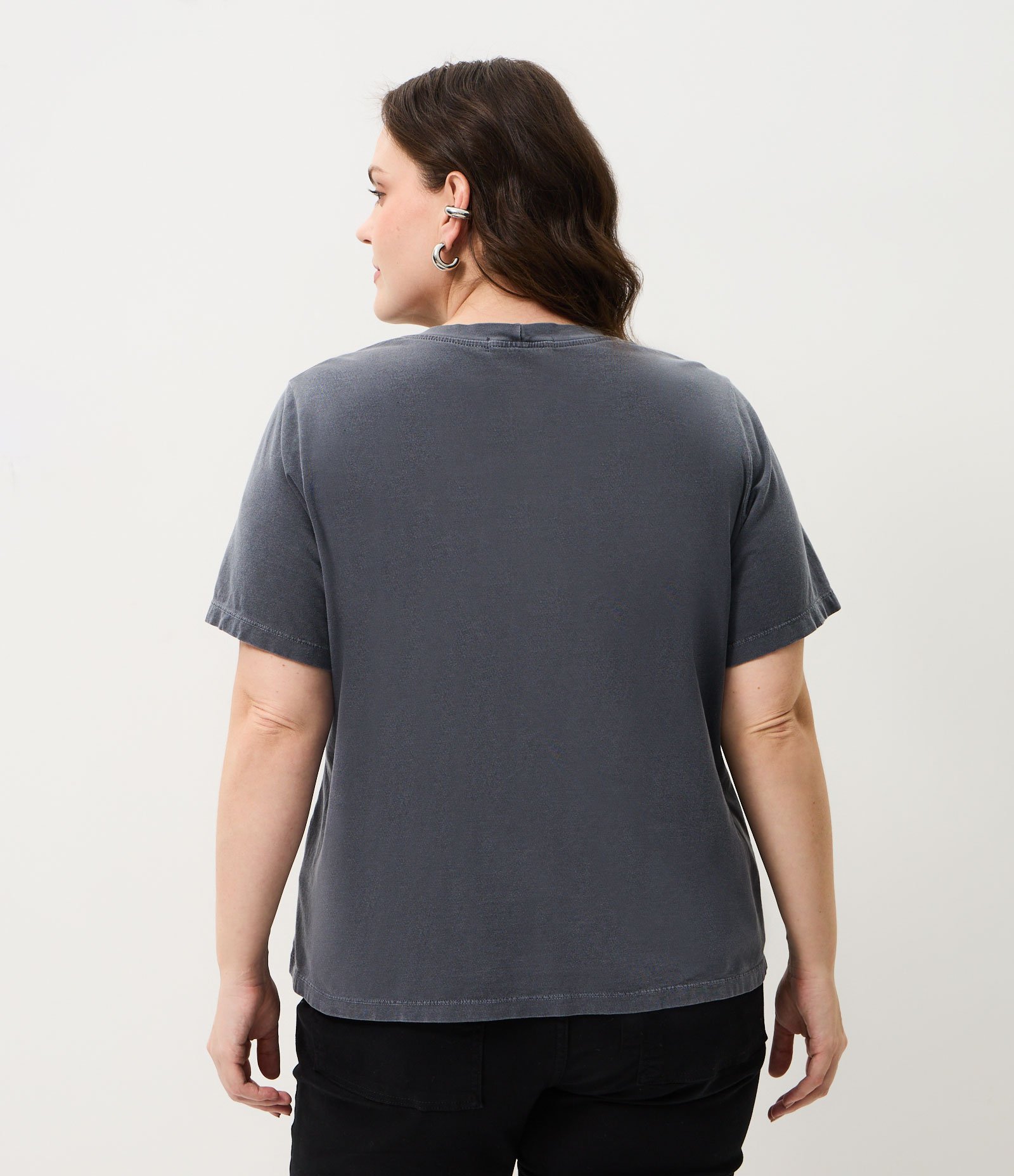 Blusa com Brilho na Gola Curve & Plus Size Cinza