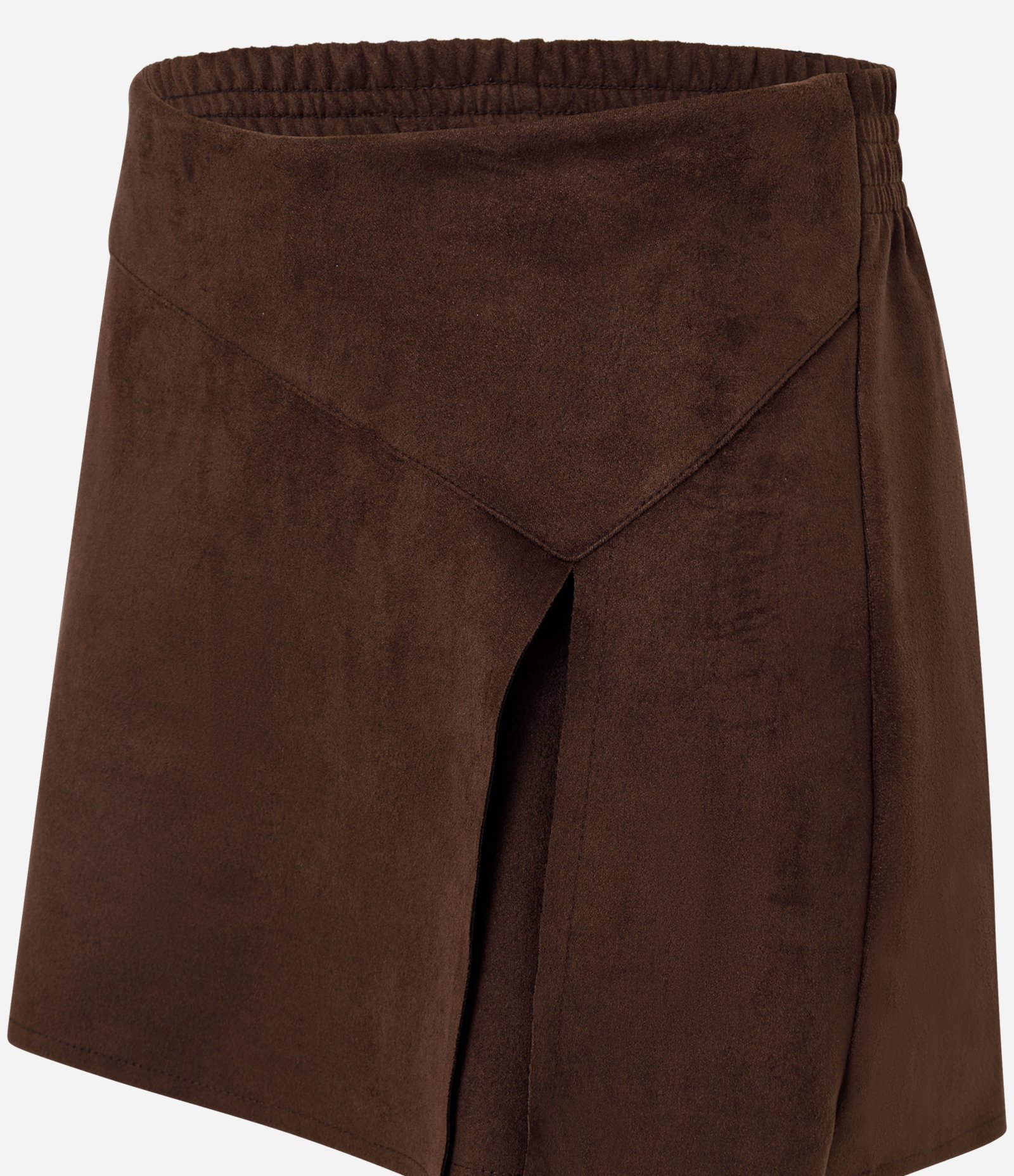 Short Saia em Suede com Recorte Assimétrico e Fenda Marrom